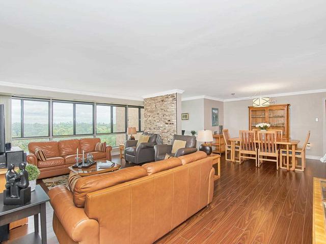 901 - 1400 Dixie Rd, Mississauga | Sold, W4570162 | Condos.ca