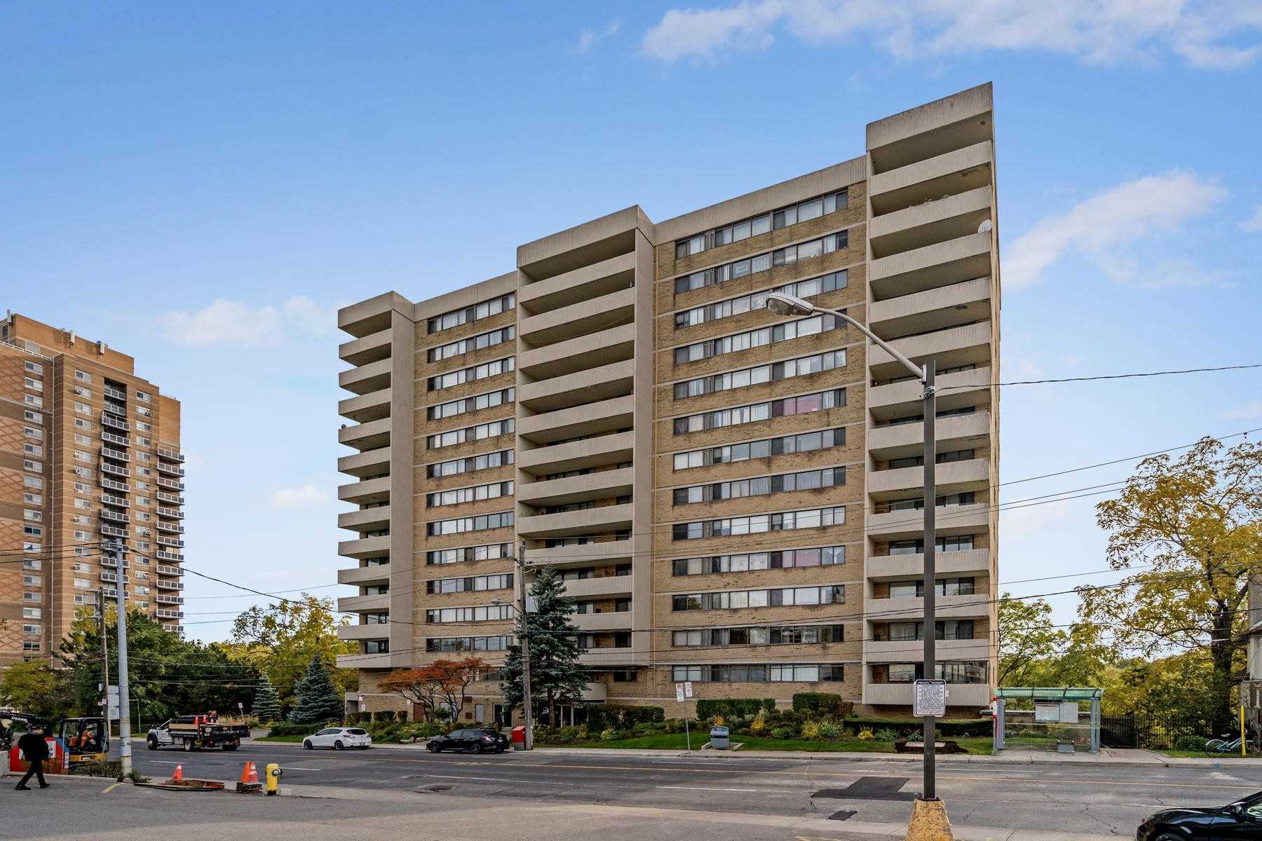 701 - 2130 Weston Rd, York | Sold, W4623245 | Condos.ca