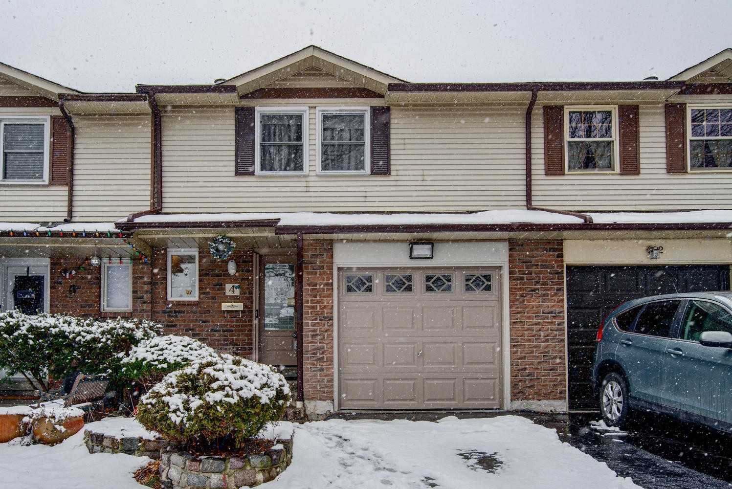 4 Skelton Rd, Etobicoke | Sold, W4690718 | Condos.ca