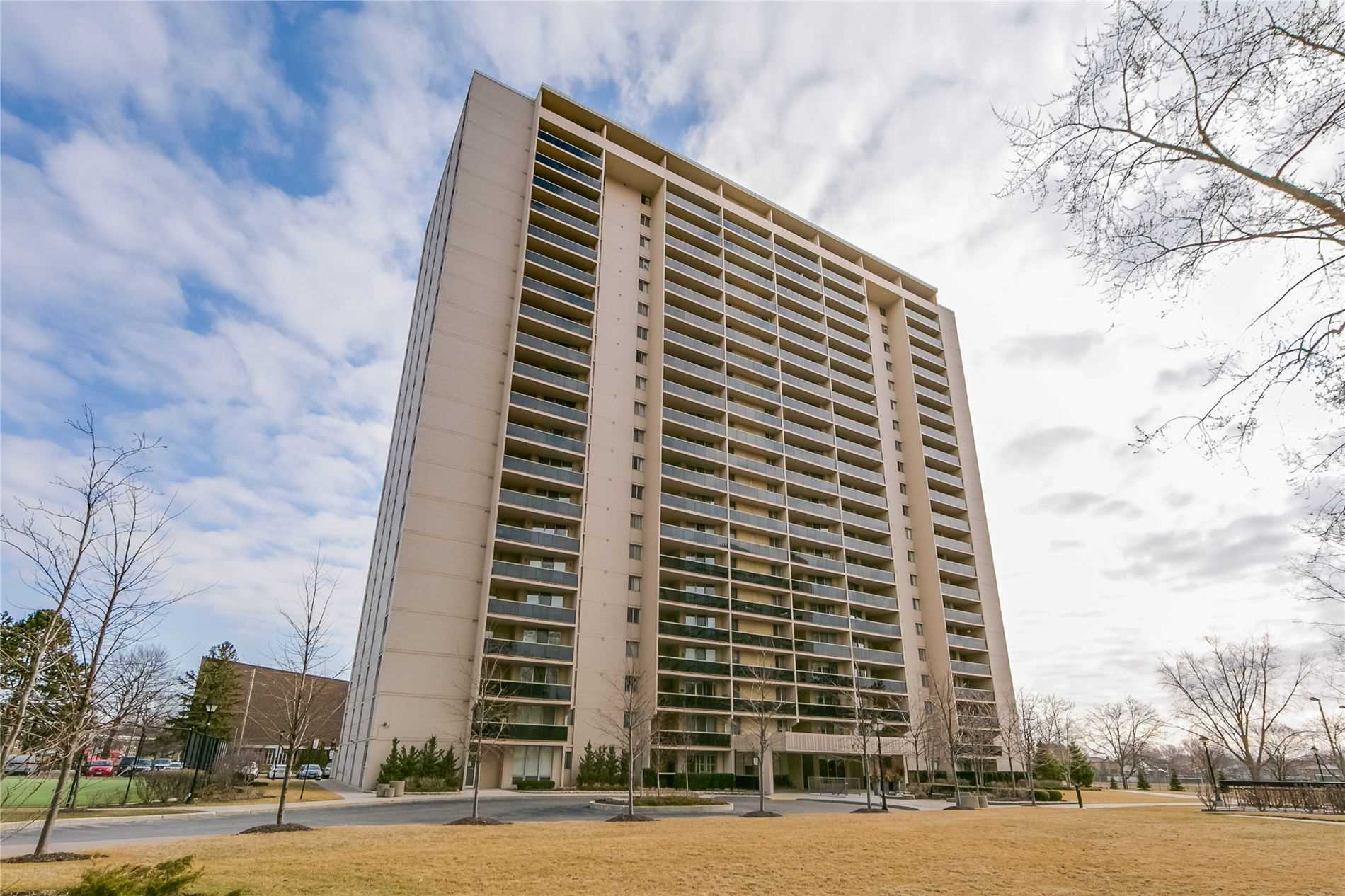 1909 - 812 Burnhamthorpe Rd, Etobicoke | Terminated, W4721381 | Condos.ca