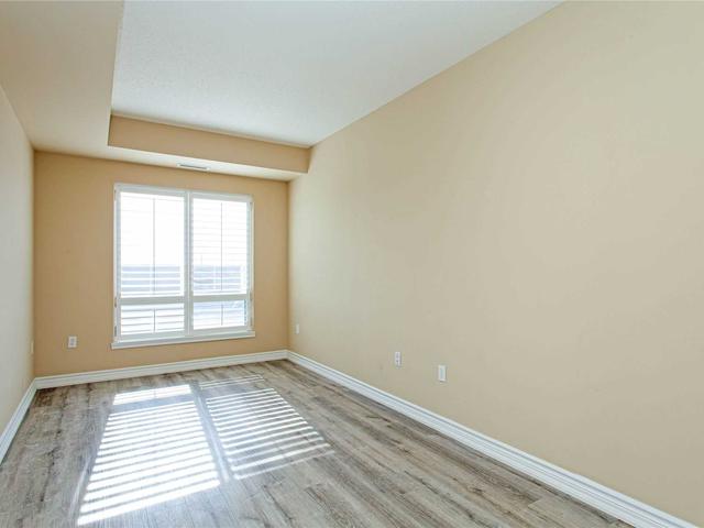 #407 - 5070 Fairview St, Burlington | Sold, W4729959 | Condos.ca