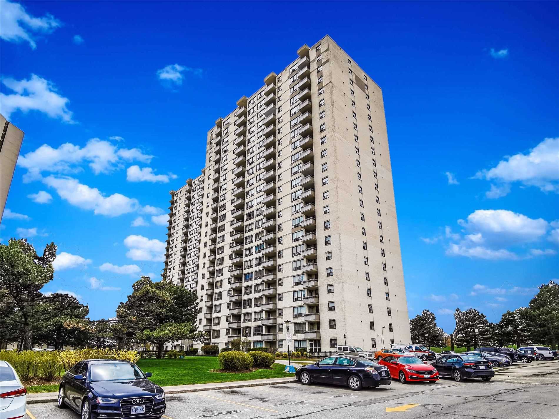 2104 - 390 Dixon Rd, Etobicoke | Terminated, W4761236 | Condos.ca