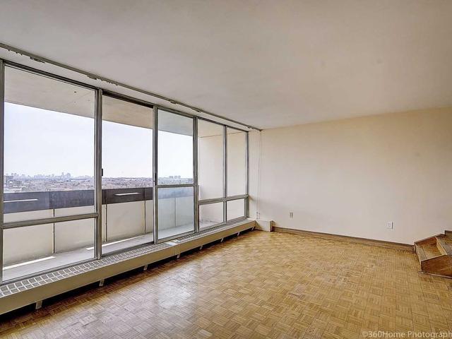 1403 - 455 Sentinel Rd, North York | Sold, W4768277 | Condos.ca