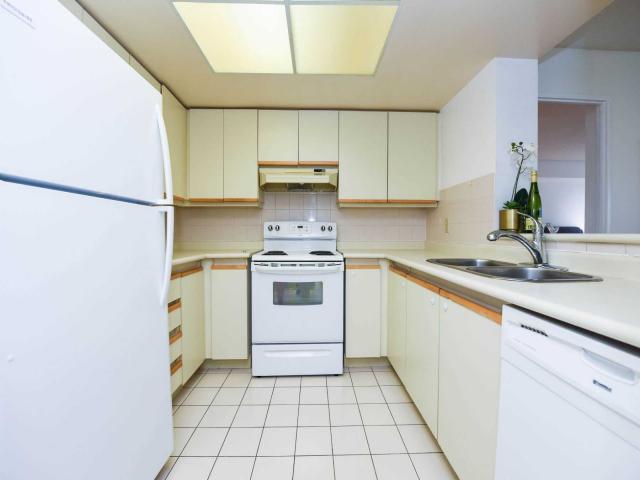 #1505 - 325 Webb Dr, Mississauga | Sold, W4783462 | Condos.ca