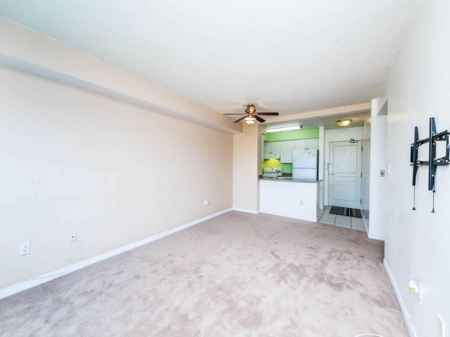 512 - 300 Ray Lawson Blvd, Brampton | Sold, W4814236 | Condos.ca