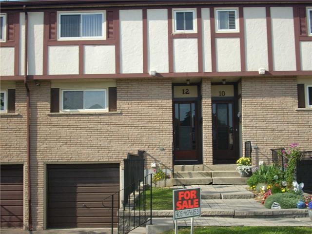12 Claudette Gate, Hamilton, ON | Condos.ca