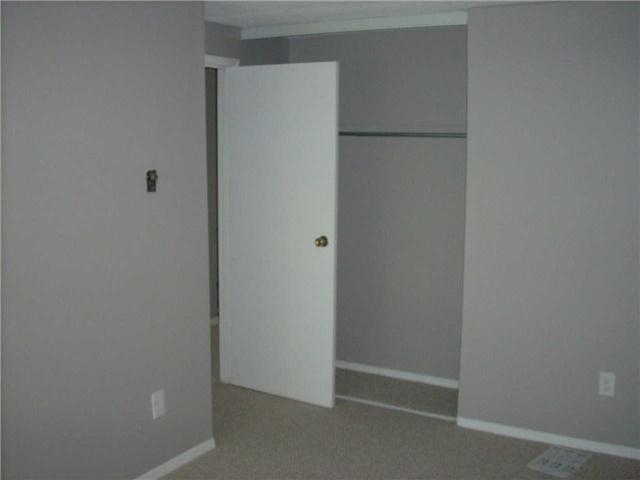 12 Claudette Gate, Hamilton, ON | Condos.ca