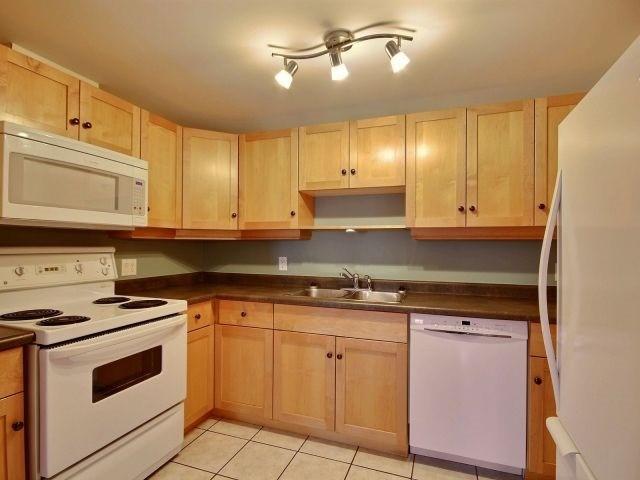 201 - 5 Father David Bauer Dr, Waterloo | Terminated, X4041229 | Condos.ca