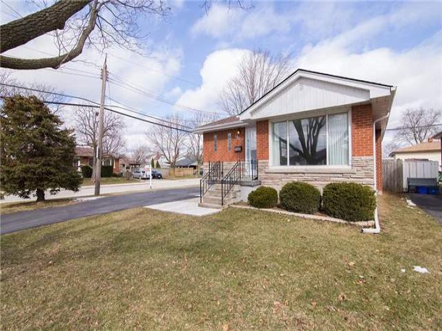 157 Toby Crescent, Hamilton ON | Property.ca