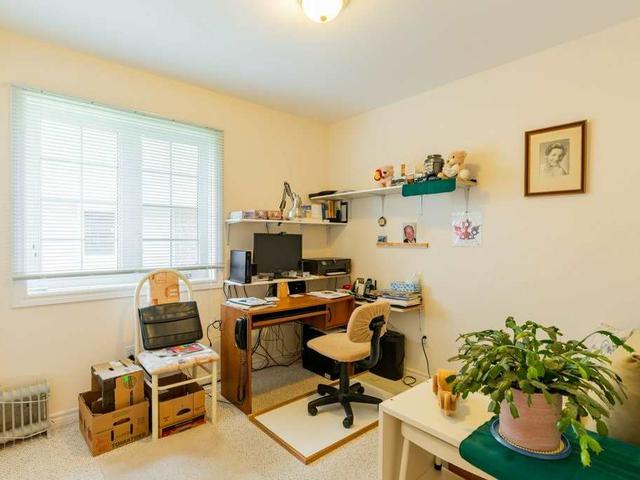 32 Springdale Dr, Lindsay ON | Property.ca