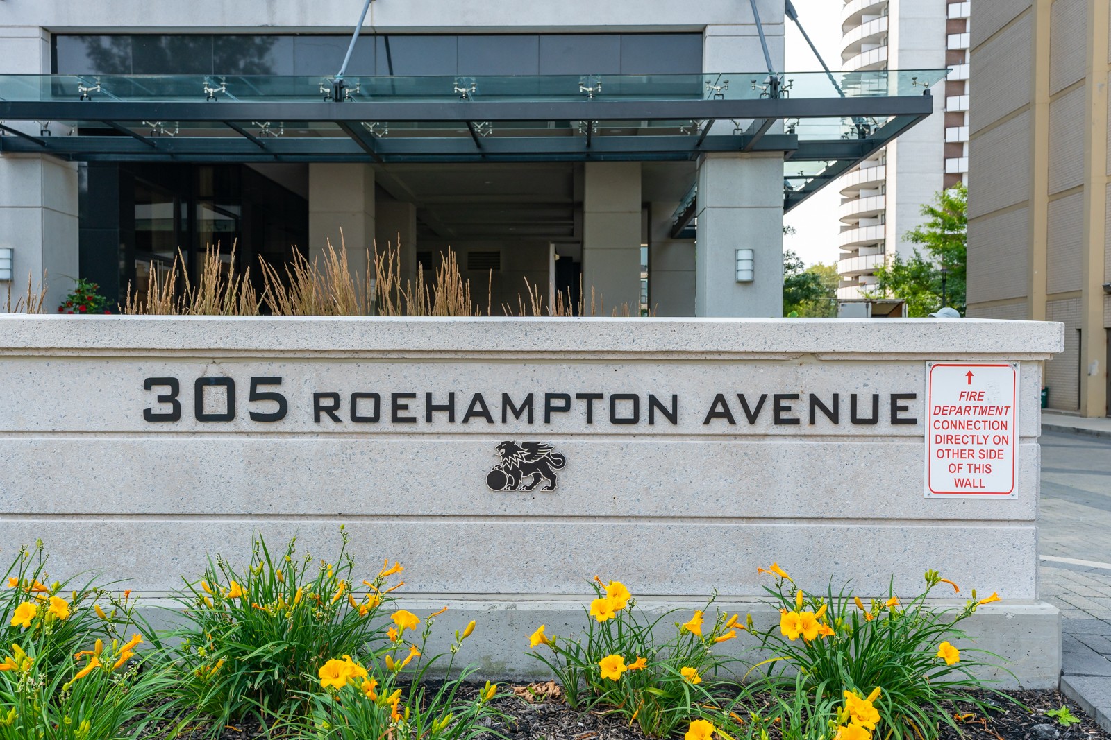 Roehampton Condos | Condos.ca