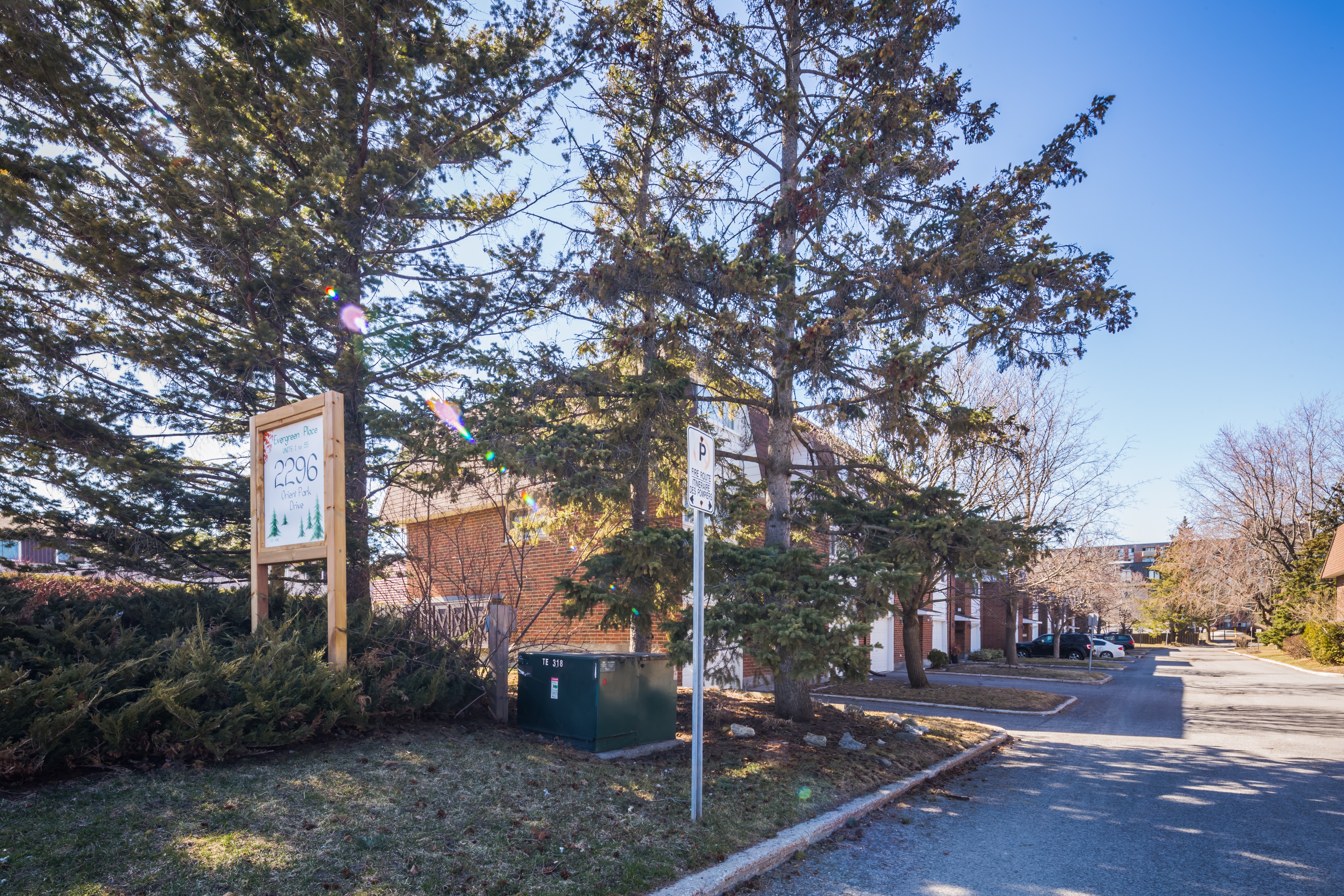 Evergreen Place Townhouses | 2296 Orient Park Dr | Condos.ca