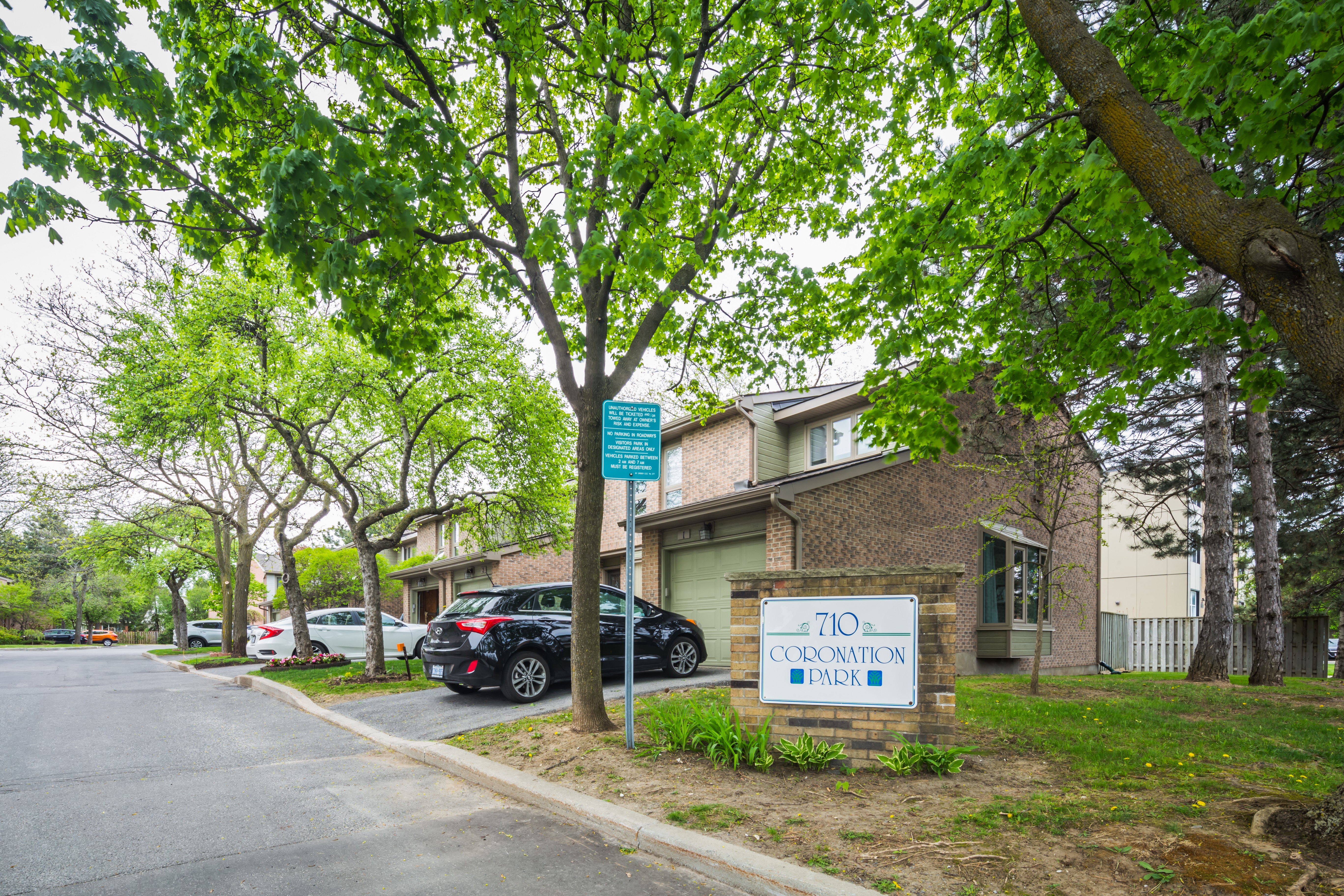 Coronation Park Townhouses | 710 Coronation Ave | Condos.ca