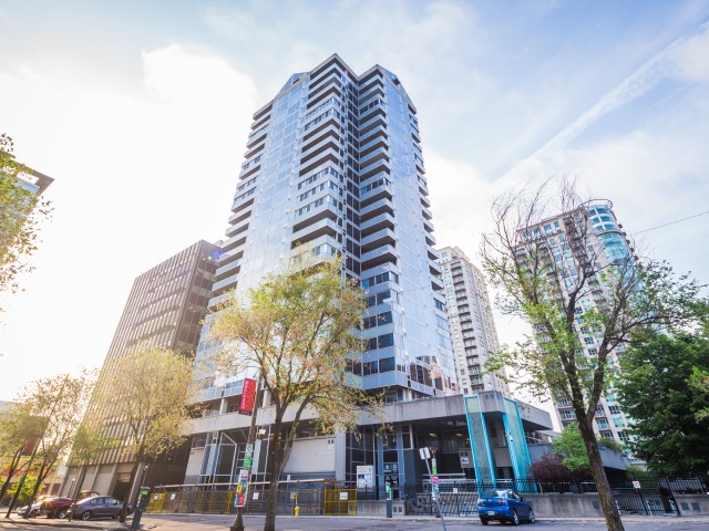 1605 - 160 George Street, Ottawa | For Sale @ $574,900 | Condos.ca