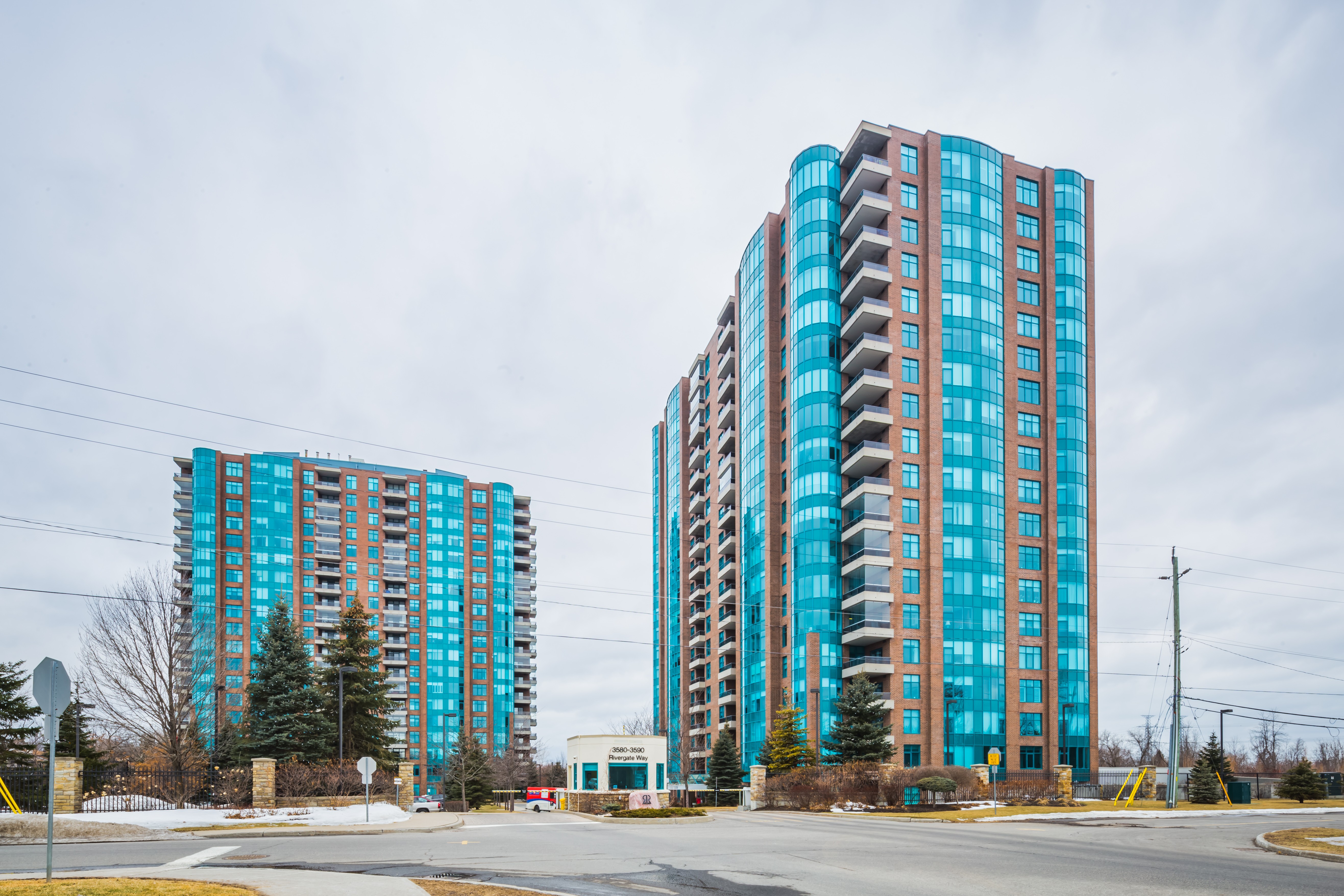 Riverside Gate Condos | 3580 Rivergate Way | 4 Condos for Sale | Condos.ca