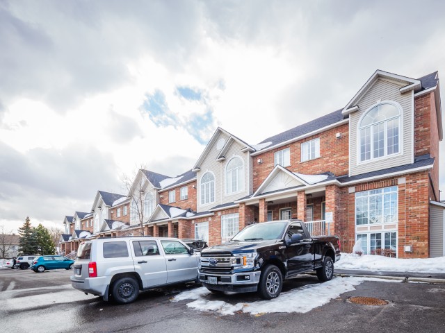 Gatestone Private Townhomes | 1 Townhouse for Sale | Condos.ca