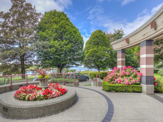 304 - 1233 Beach Avenue, Vancouver | For Sale @ $1,499,900 | Condos.ca