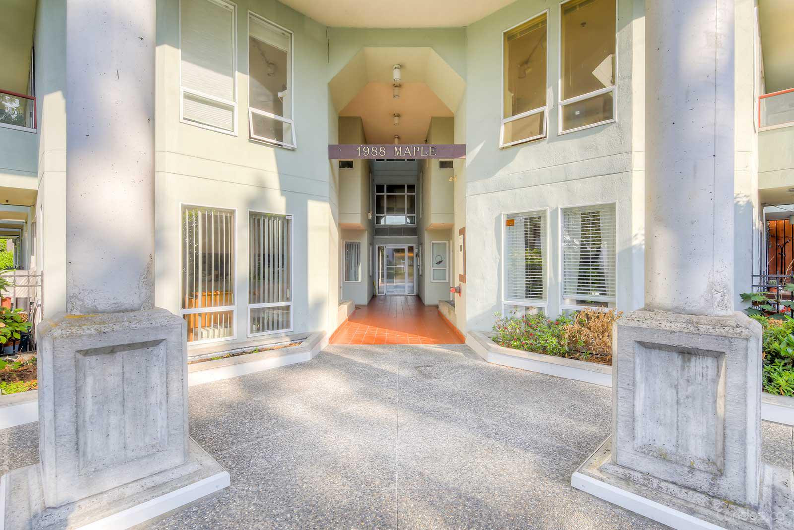 1988 Maple St | The Maples Condos | Condos.ca