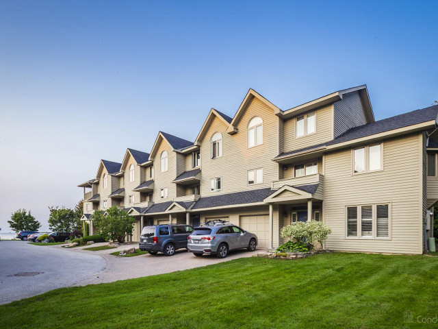 42 Lighthouse Ln E | Lighthouse Lane Condos | Condos.ca