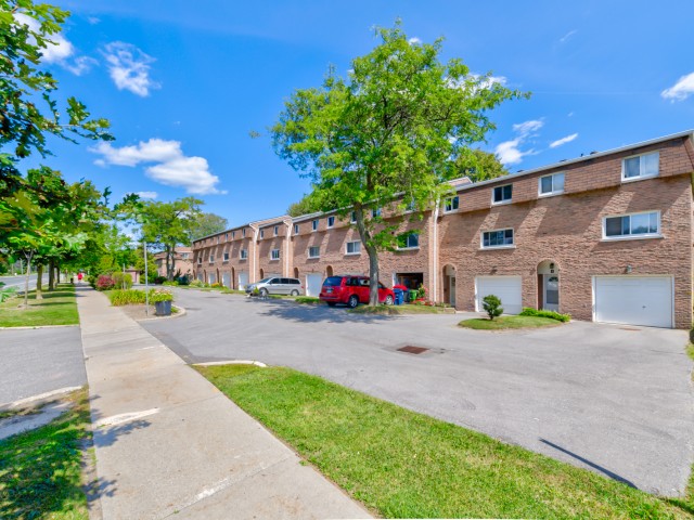 96 - 121 Centennial Rd, Scarborough | Sold, E3283348 | Condos.ca