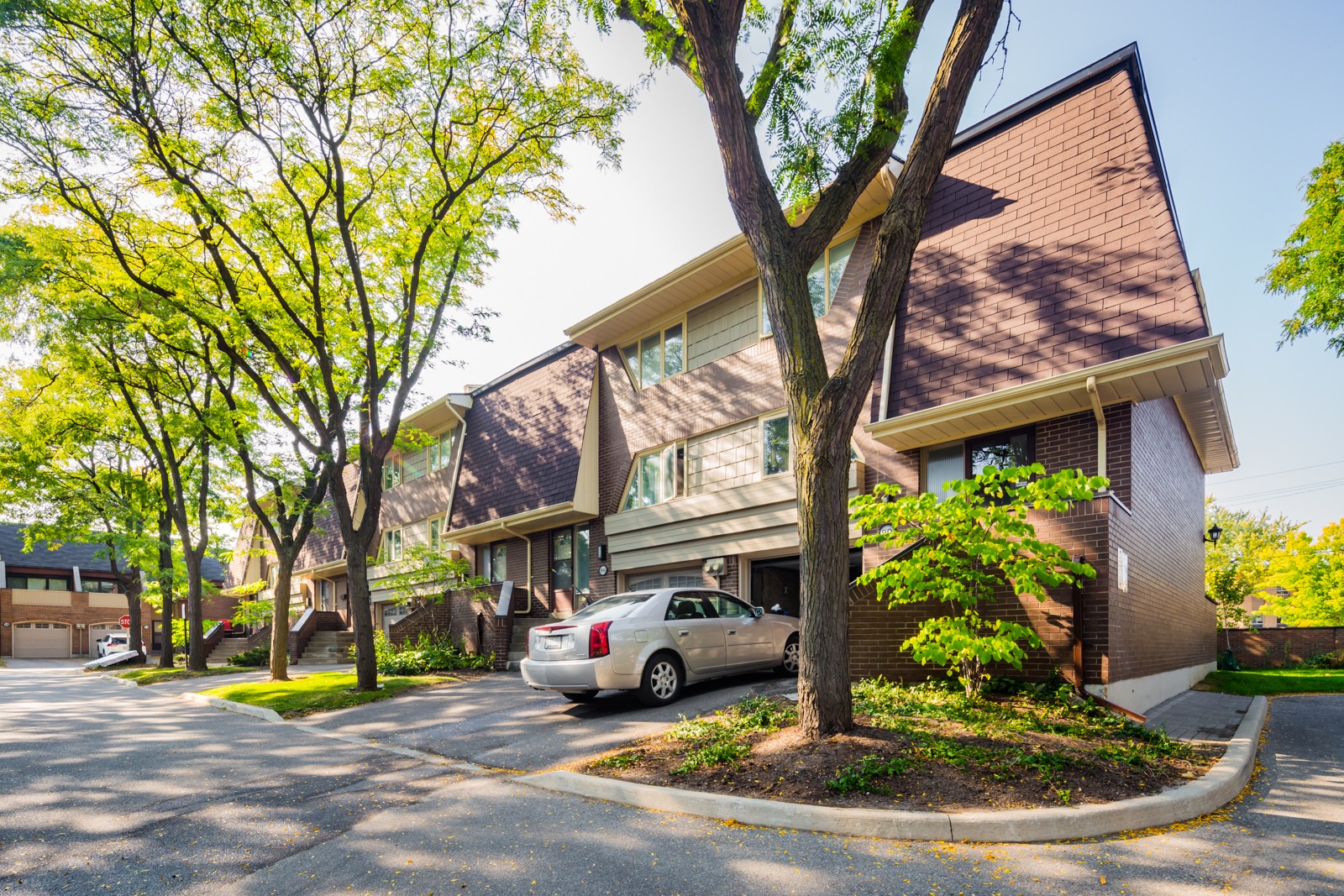 83 Flaming Roseway | 83 Flaming Roseway Townhouses | Condos.ca