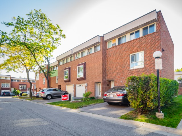 44 John Cabot Way, North York | Sold, W9038685 | Condos.ca