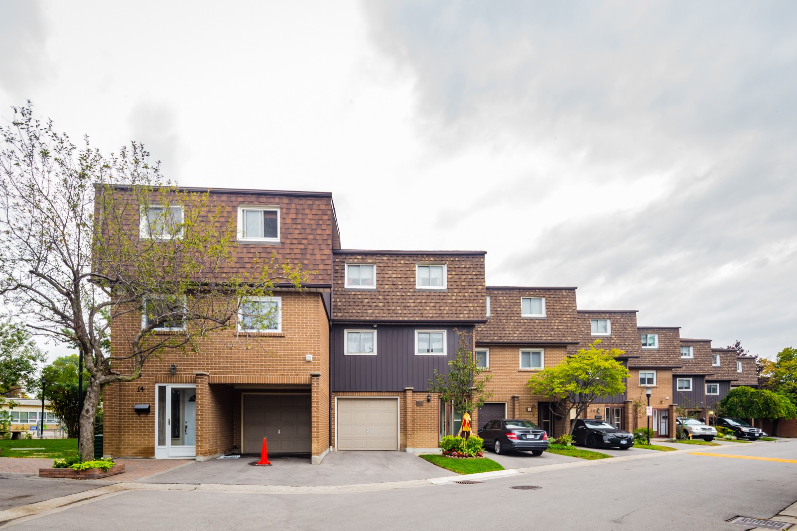 3100 Kingston Road Townhouses | 3100 Kingston Rd | 1 Townhouse for Sale ...