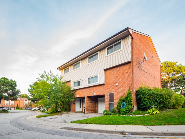 24 - 170 Wickson Tr, Scarborough | Sold, E1329802 | Condos.ca