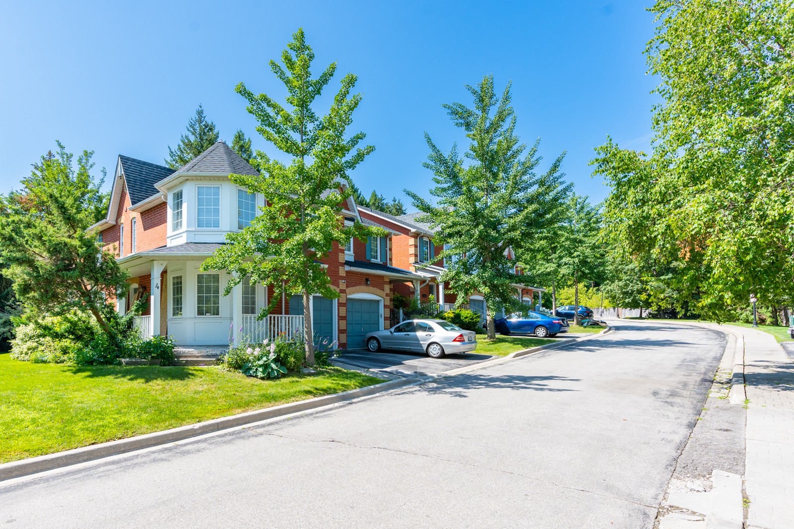 50 Markham Road Townhouses | Condos.ca