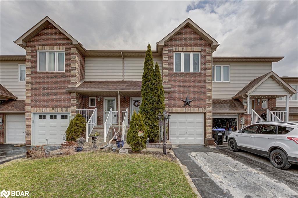 6 PARKSIDE Crescent, Angus | For Sale @ $699,900 | Condos.ca