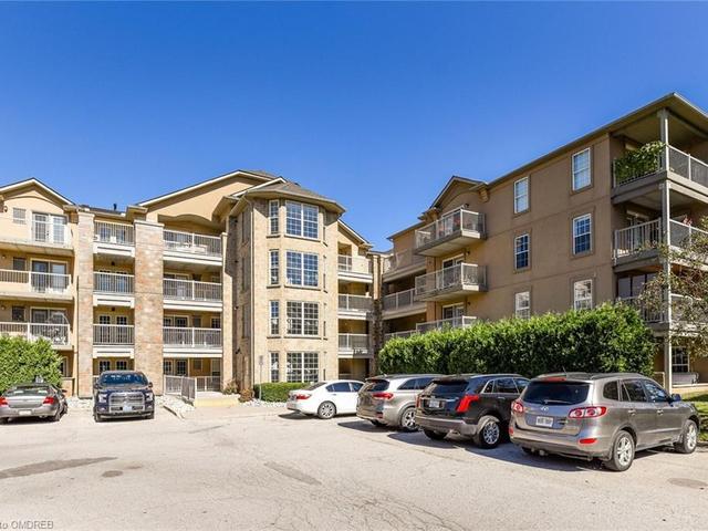 201 - 1460 Bishops Gate, Oakville | Unavailable, 40358499 | Condos.ca