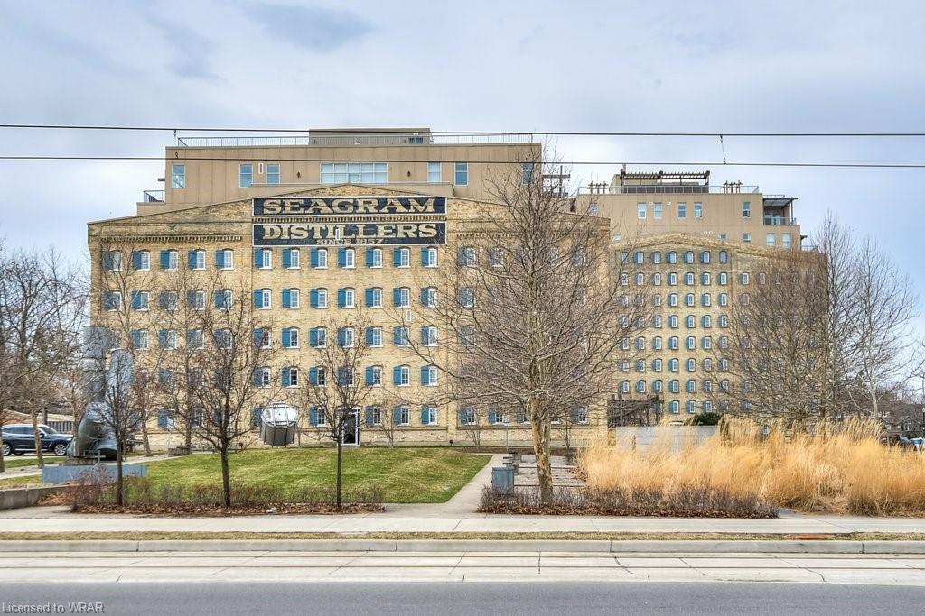 214 - 5 Father David Bauer Drive, Waterloo | Unavailable, 40367988 ...