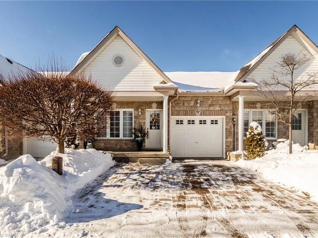 690 Block Line Rd, Kitchener, ON | Condos.ca