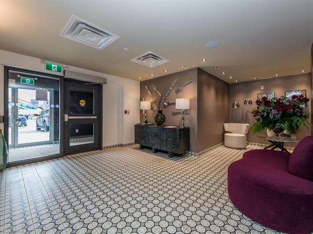 209 - 4 Spice Way, Barrie | Unavailable, 40381000 | Condos.ca