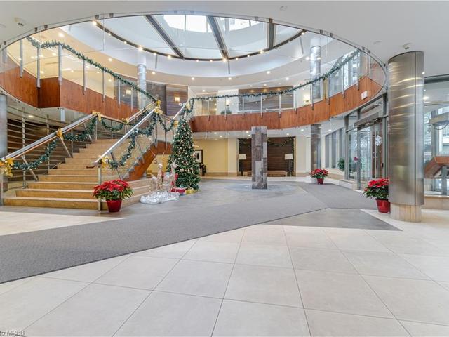 810 - 3880 Duke Of York Boulevard, Mississauga | For Sale @ $699,997 ...