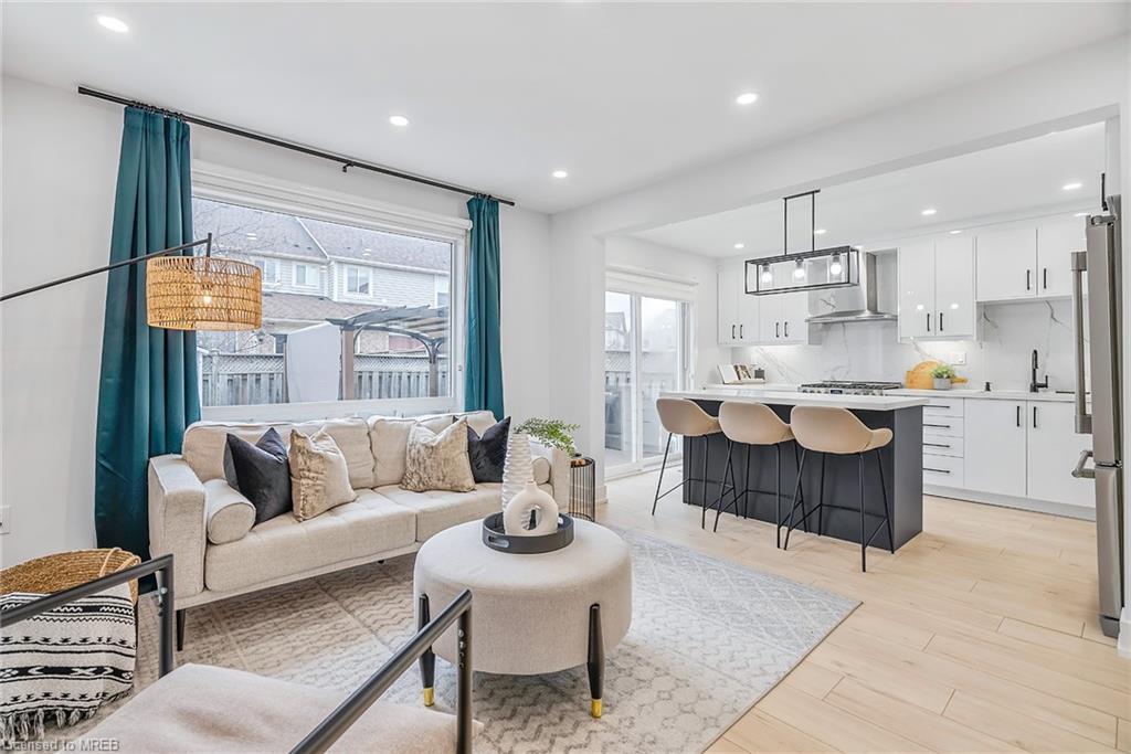 425 Bundy Drive, Milton | Sold, 40537447 | Condos.ca