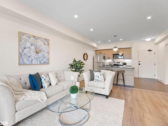 506 - 4 Spice Way, Barrie | For Sale @ $514,900 | Condos.ca