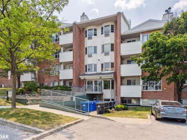 314 - 126 Bell Farm Road, Barrie | For Sale @ $414,900 | Condos.ca