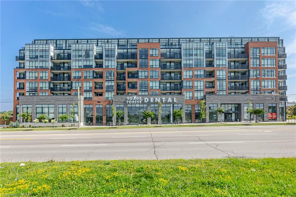 212 - 681 Yonge Street, Barrie | For Sale @ $479,000 | Condos.ca