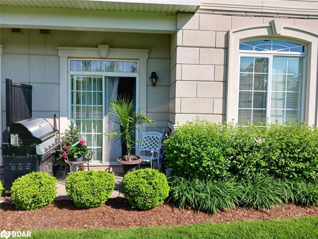 101 - 2300 Upper Middle Road W, | Terminated, 40635565 | Condos.ca