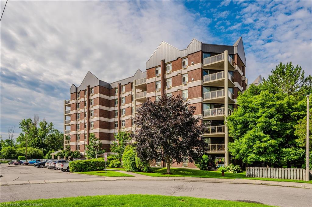 608 - 8 Christopher Court, Guelph | Sold, 40646176 | Condos.ca