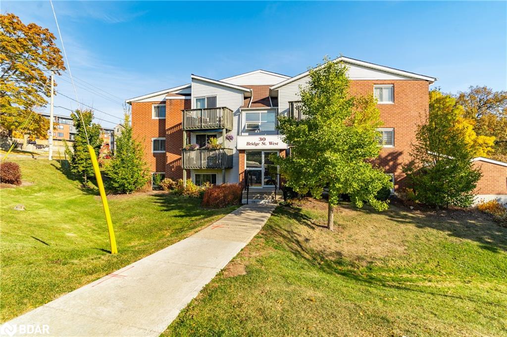 206 - 30 Bridge Street W, Kitchener | For Sale @ $400,000 | Condos.ca