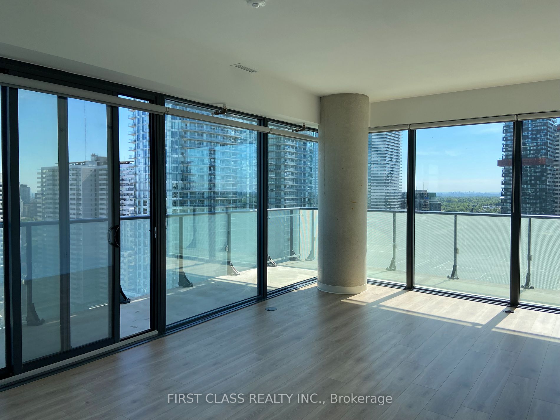 2310 - 161 Roehampton Ave, | Leased, C10432354 | Condos.ca