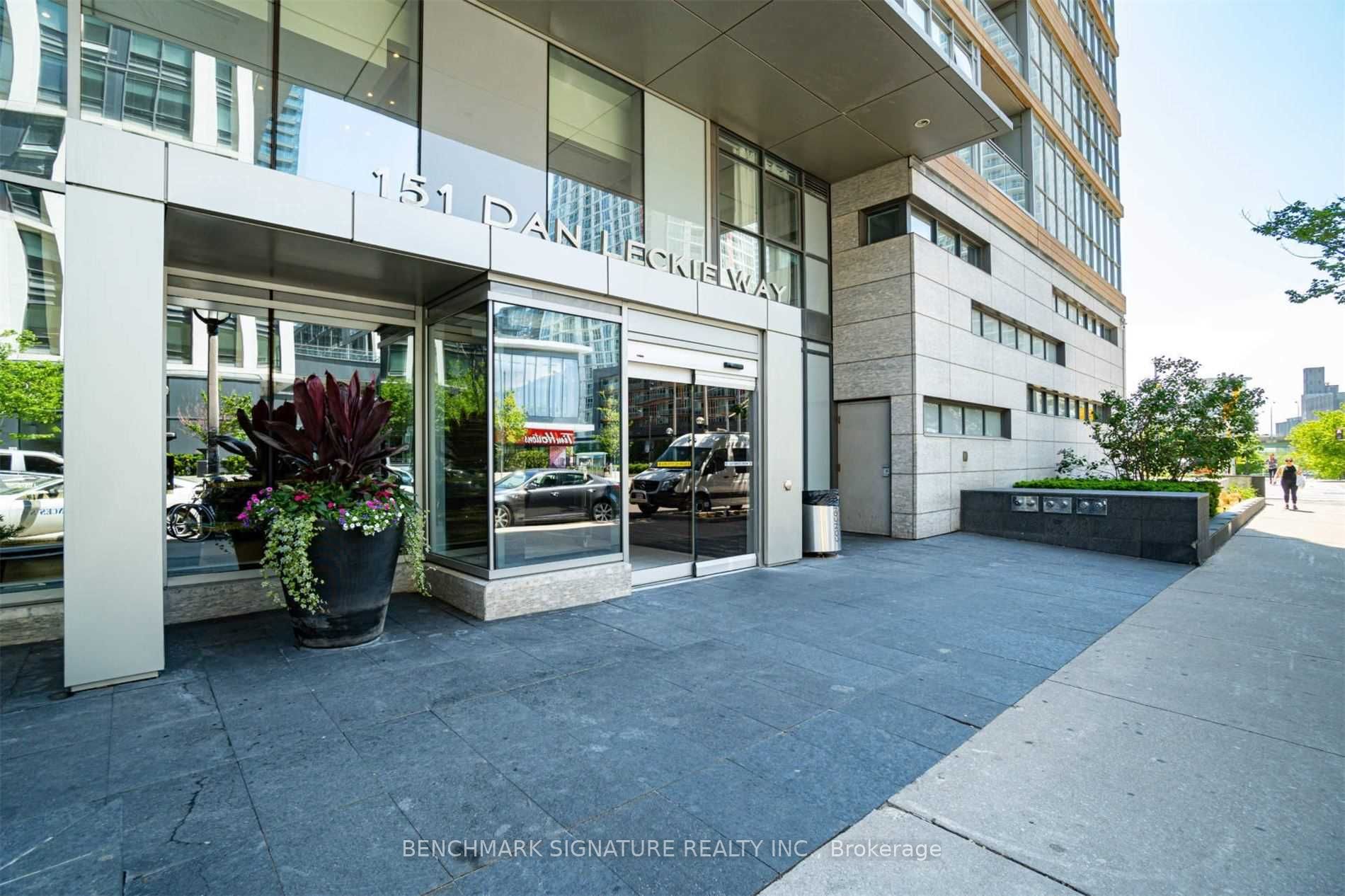346 - 151 Dan Leckie Way, | Leased, C11893133 | Condos.ca