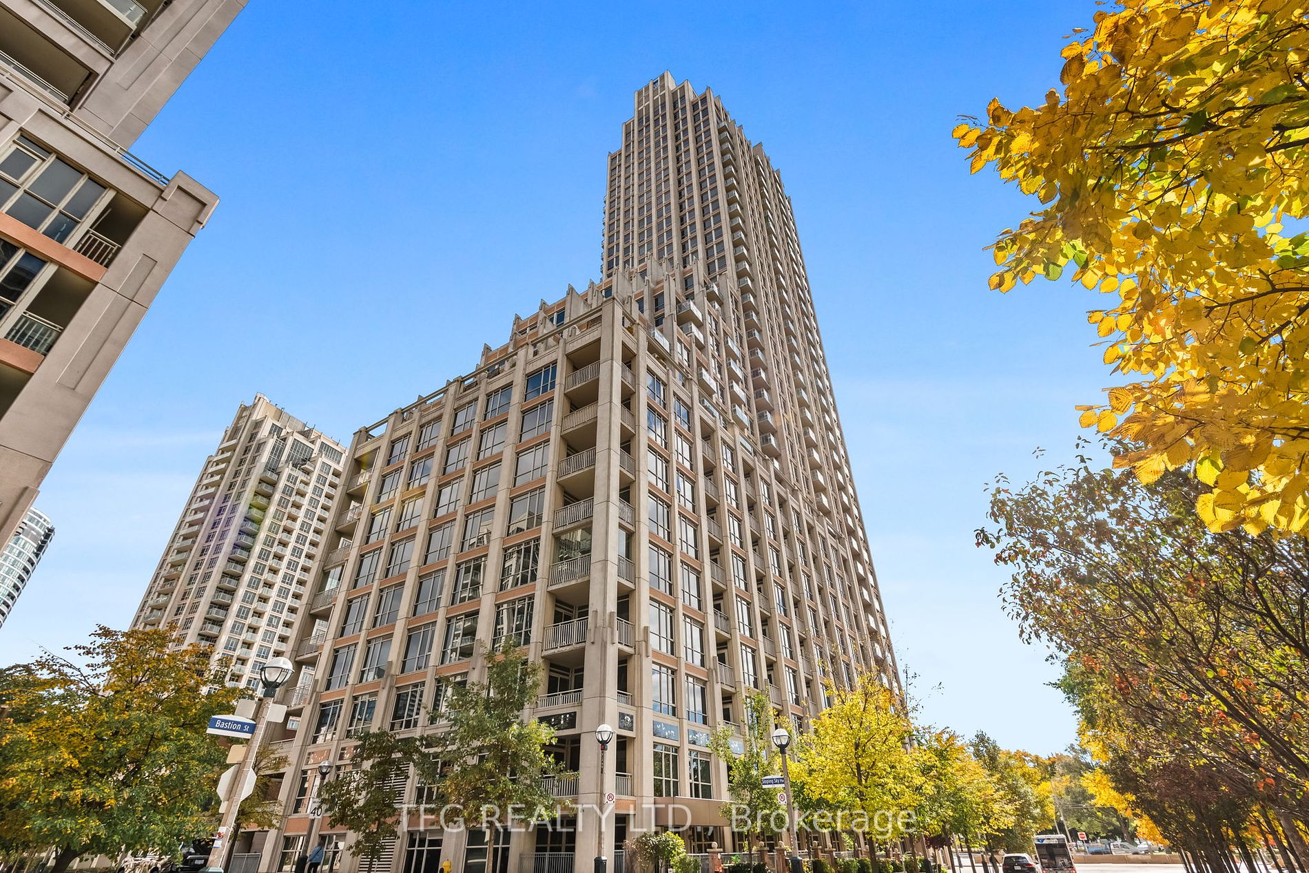 311 - 628 Fleet St, | Terminated, C11908925 | Condos.ca