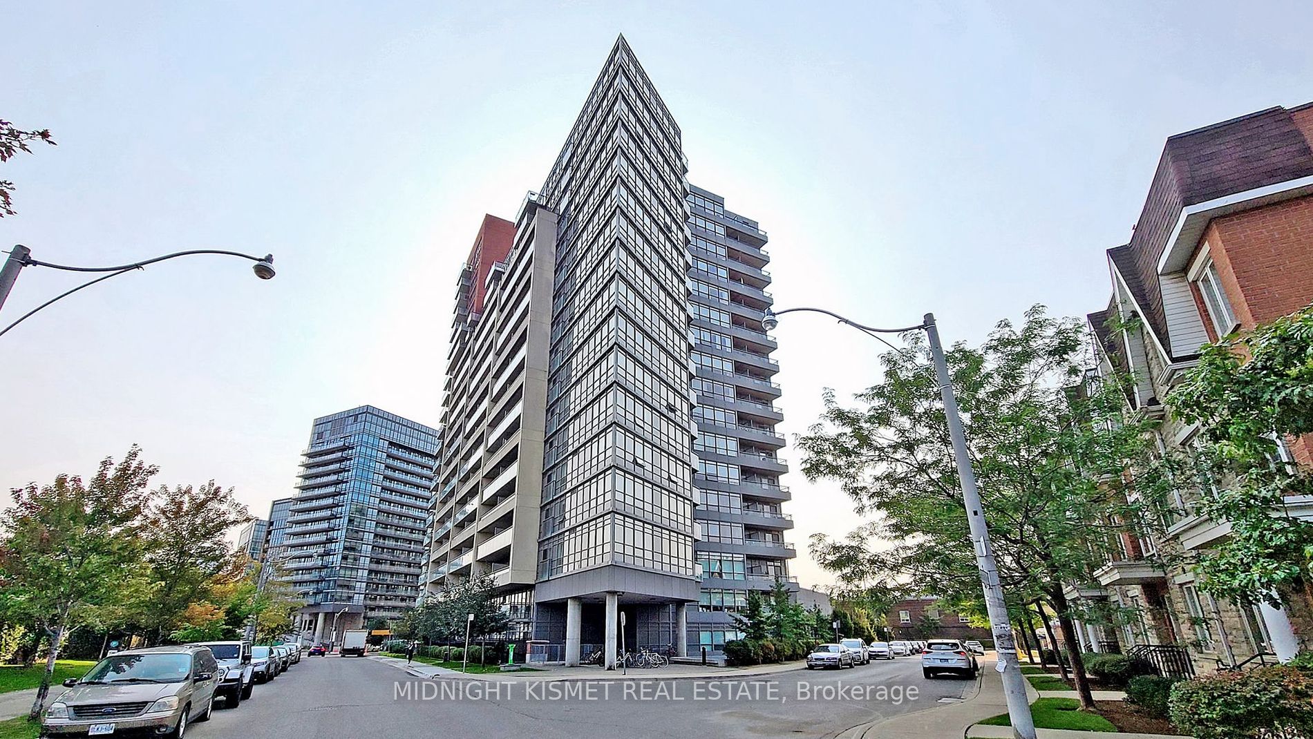 2114 - 38 Joe Shuster Way, | Terminated, C11936575 | Condos.ca