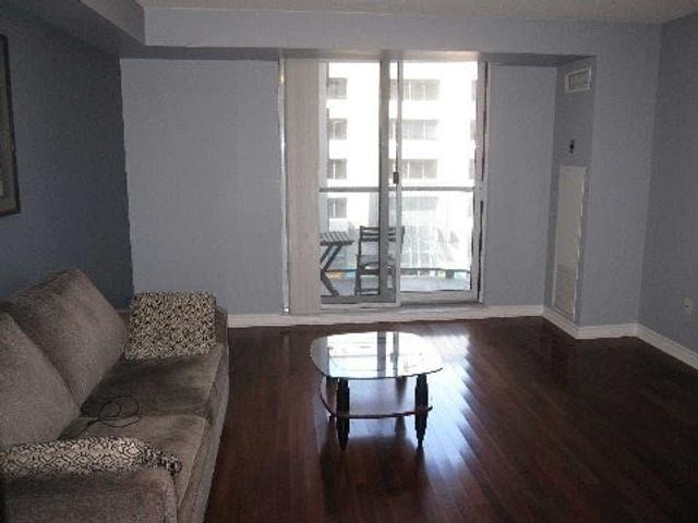 610 - 801 Bay St, Toronto | Leased, C3190615 | Condos.ca