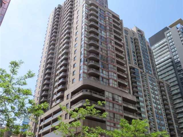 2010 - 736 Bay St, Toronto | Leased, C3539588 | Condos.ca
