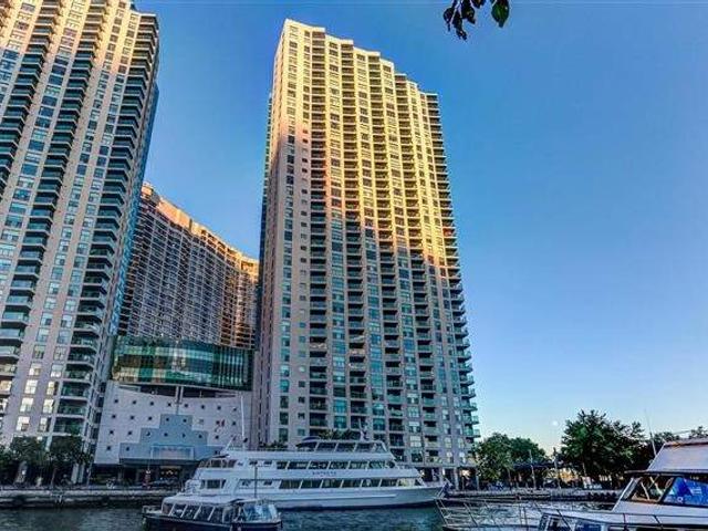 612 - 99 Harbour Sq, Toronto | Sold, C3606336 | Condos.ca