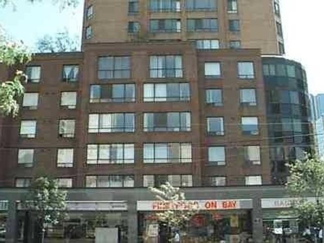 1001 - 633 Bay St, Toronto | Leased, C4307027 | Condos.ca
